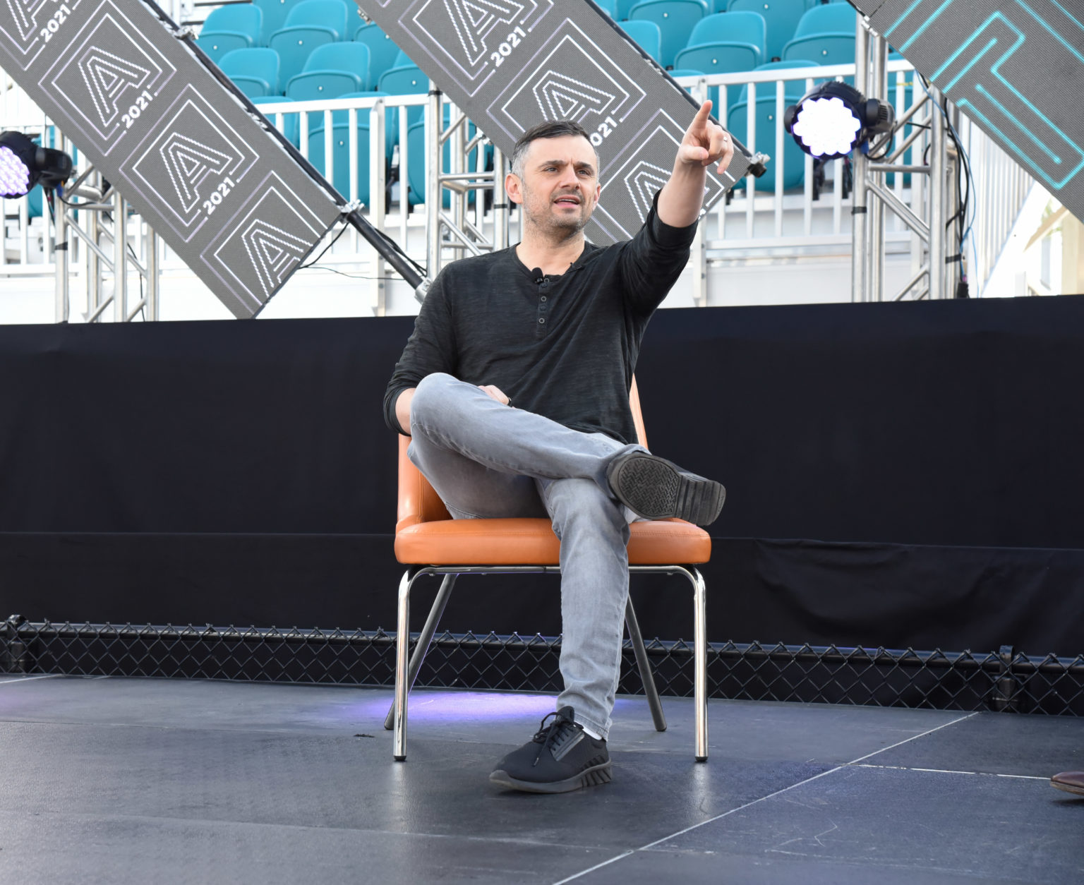 5 Takeaways from Gary Vee’s Agent2021 Event - Durée & Company